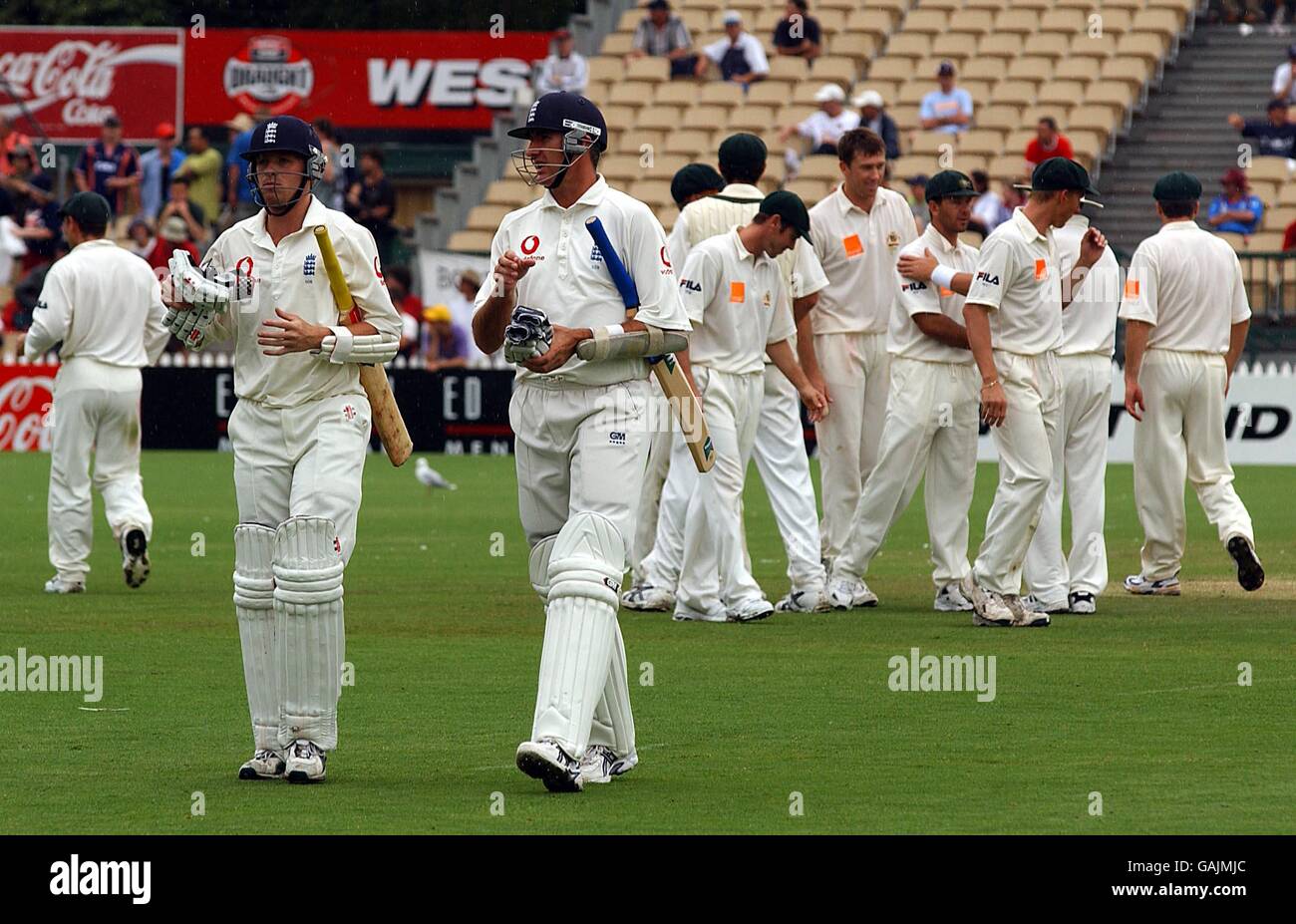 Andy caddick cricket hi-res stock photography and images - Alamy
