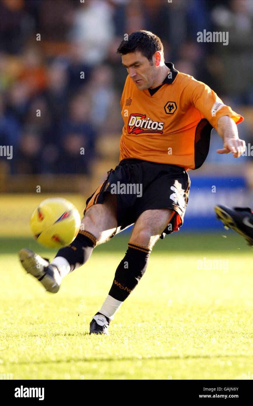 Wolverhampton Wanderers' Marc Edworthy kicks the ball Stock Photo - Alamy