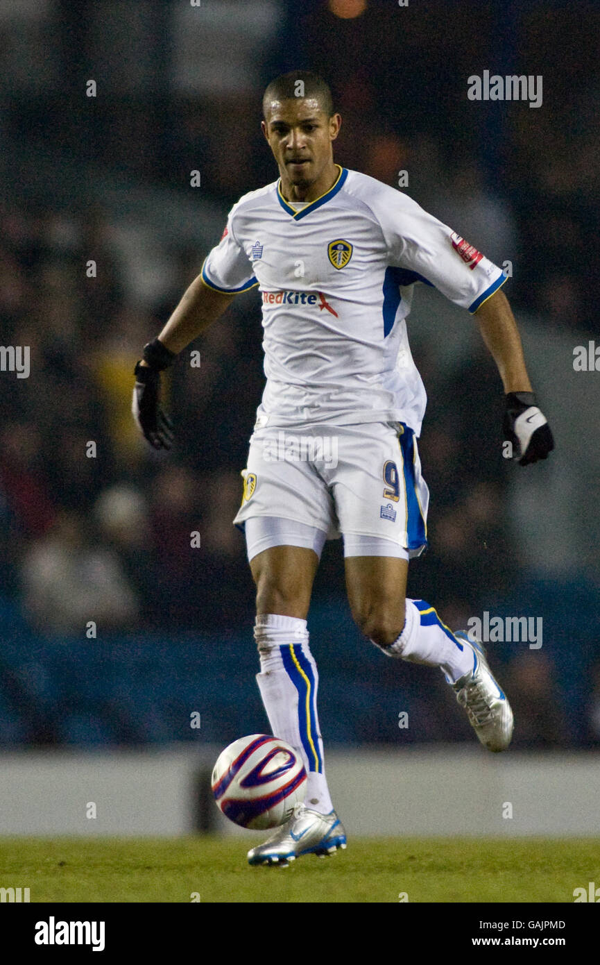 Soccer - Coca-Cola Football League One - Leeds United v Nottingham ...