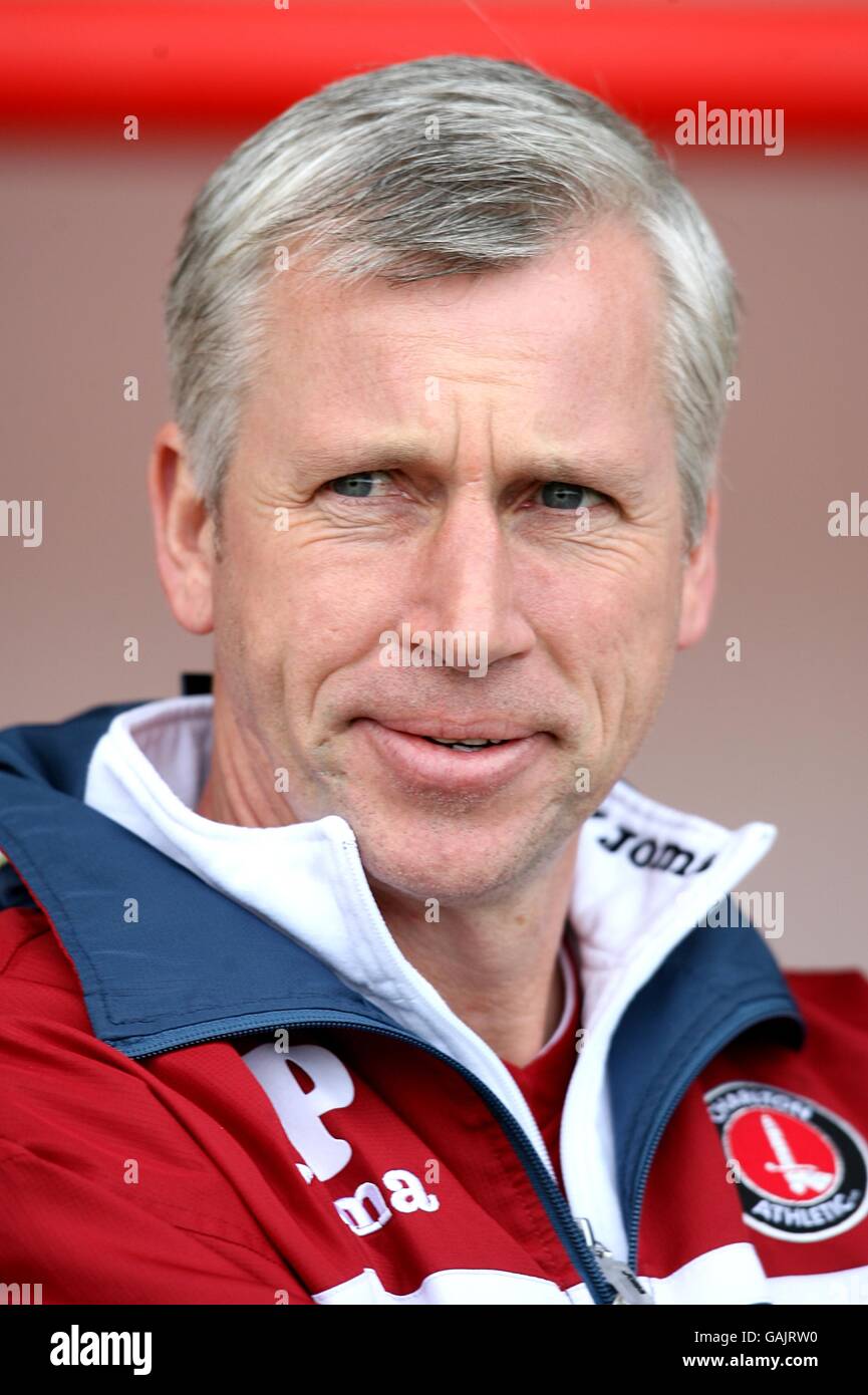 Soccer - Coca-Cola Football League Championship - Blackpool v Charlton ...