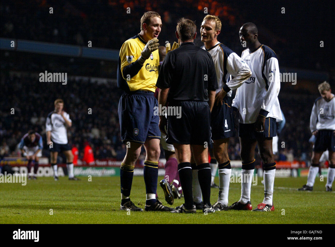 l-r Liverpool's Chris Kirkland, Sami Hyypia and Djimi Traore argue with ...