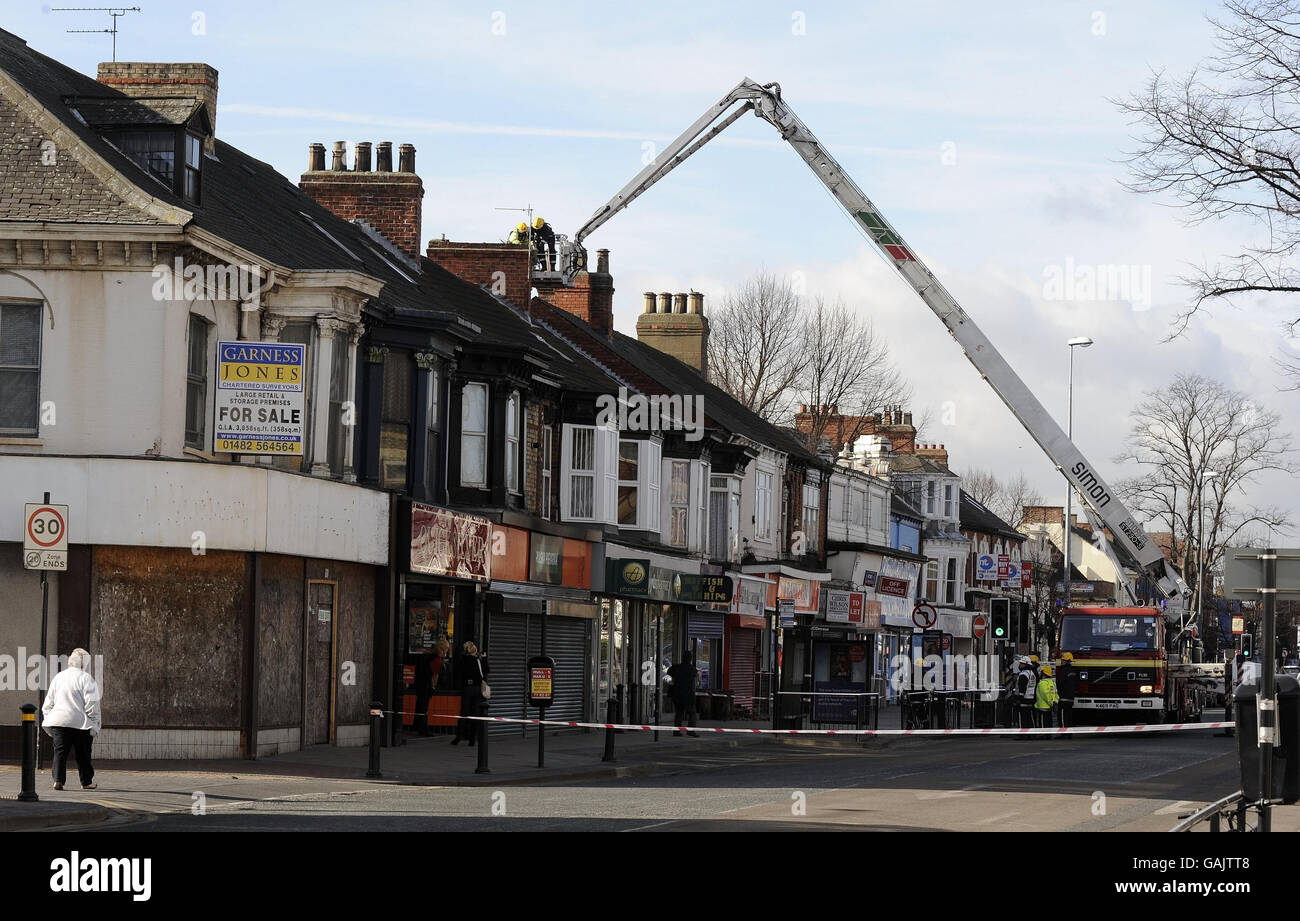 Earthquake hits uk hi-res stock photography and images - Alamy