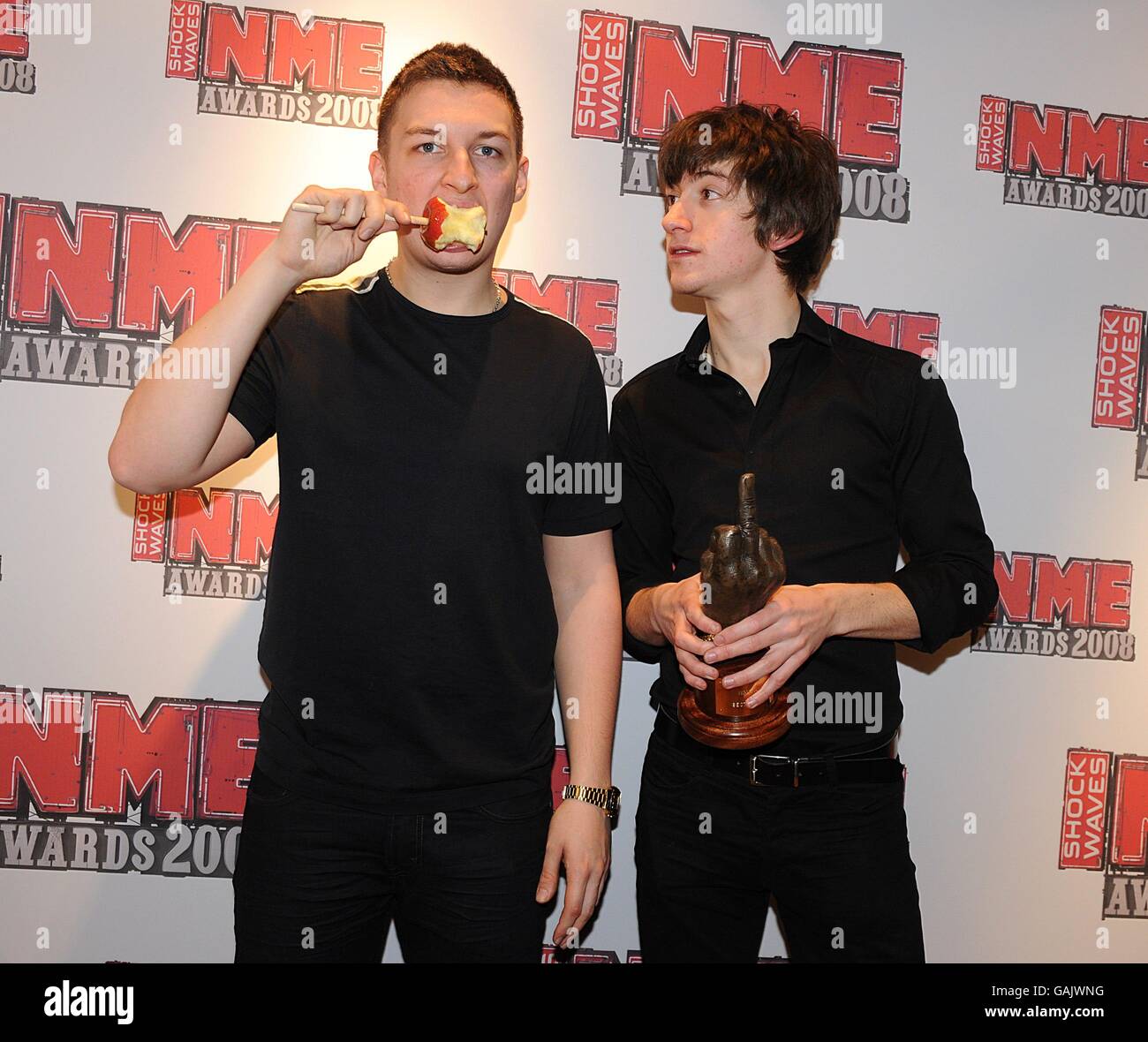 Alex turner and matt helders hi-res stock photography and images - Alamy