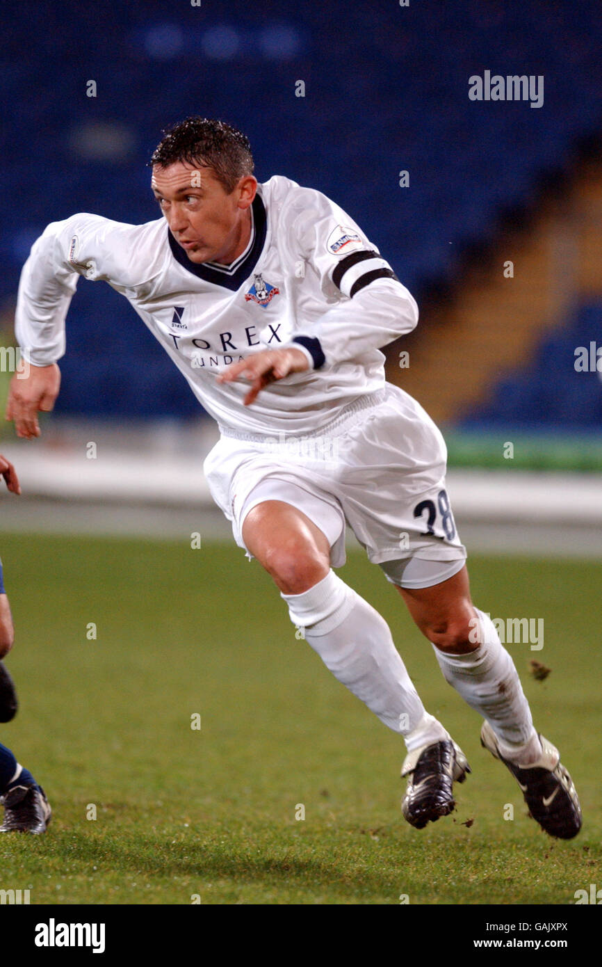 David eyres of oldham athletic hi-res stock photography and images - Alamy