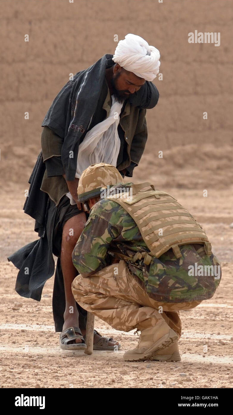 Prince harry afghan war hi-res stock photography and images - Alamy