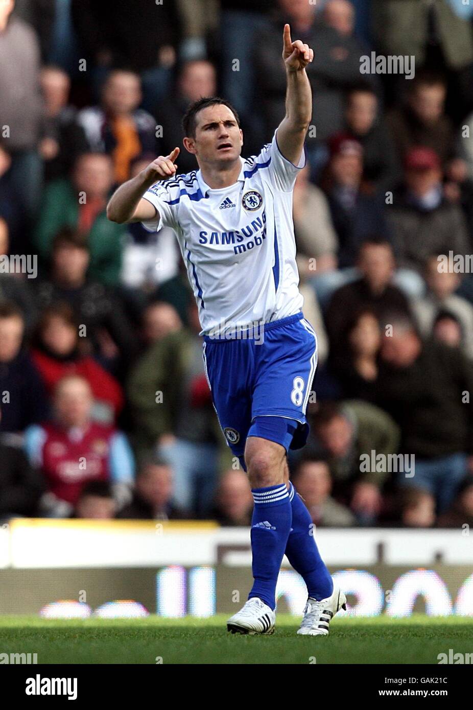 Chelsea's Frank Lampard celebrates scoring the first goal of the game ...