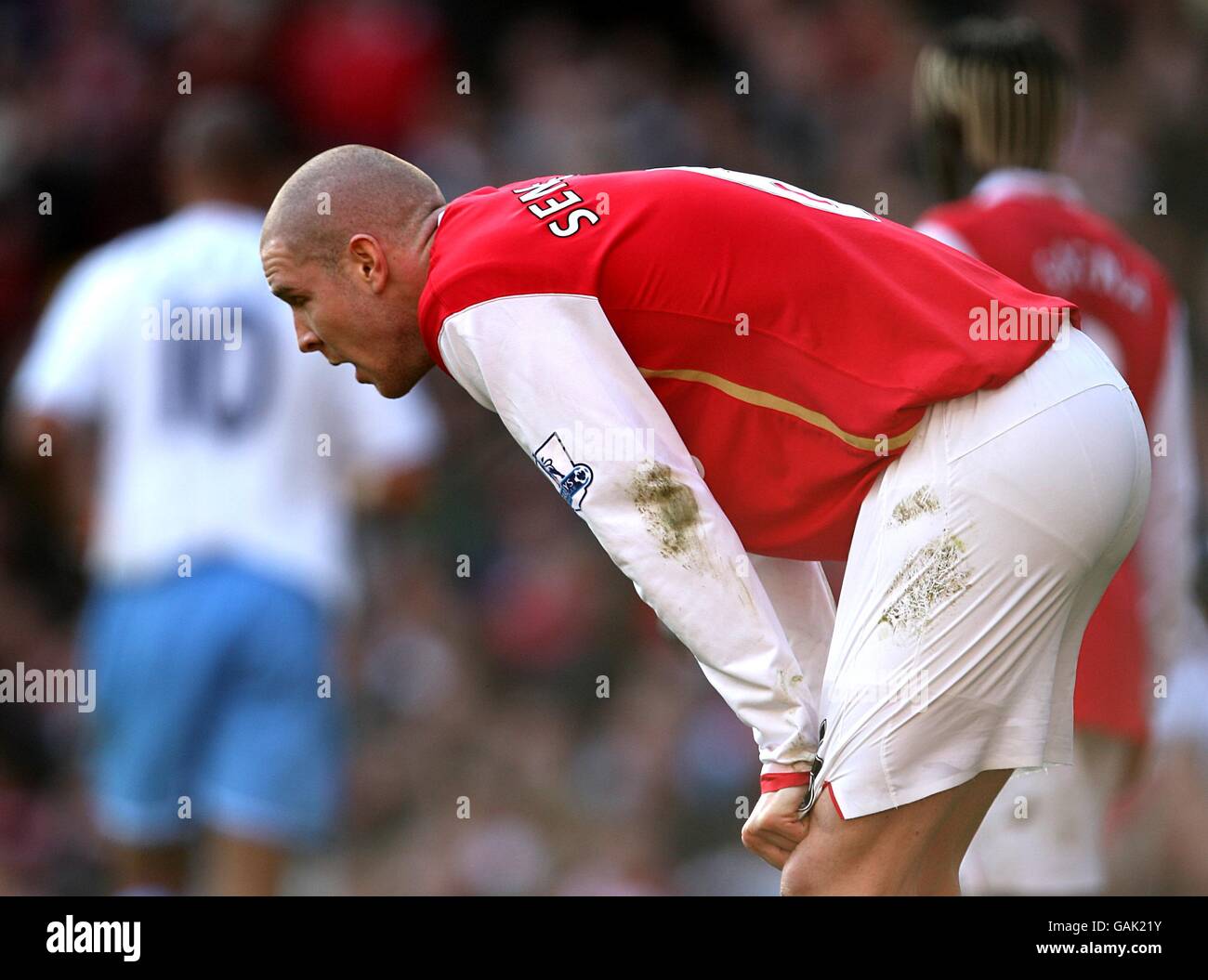 Arsenals philippe senderos own goal hi-res stock photography and images ...