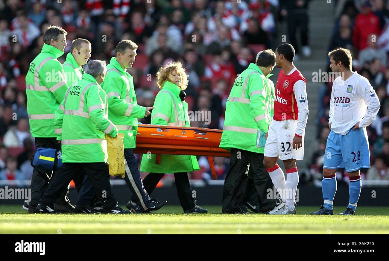 Full length serious injury stretcher football hi-res stock photography ...