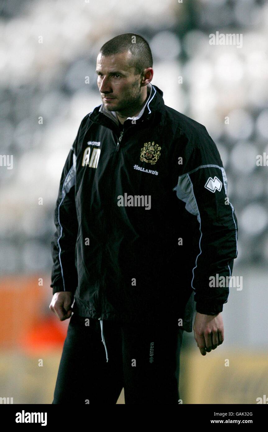 Andy mitchell hi-res stock photography and images - Alamy