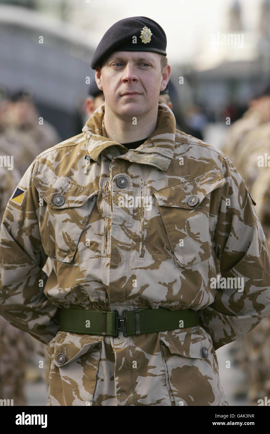Medal parade for soldiers Stock Photo - Alamy