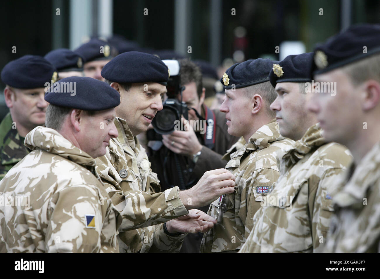 Medal parade for soldiers Stock Photo - Alamy