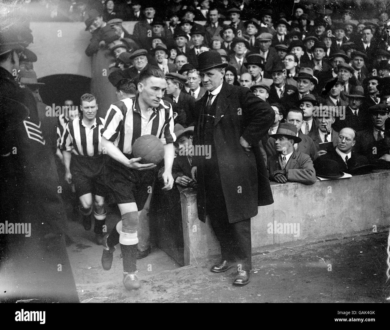 Captain football team Black and White Stock Photos & Images - Alamy