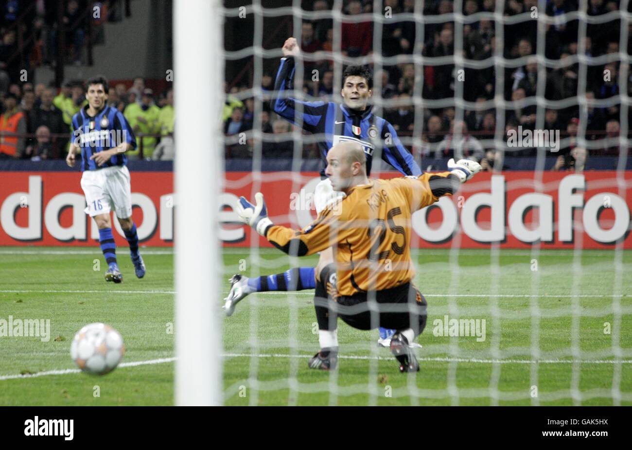 Julio cruz inter hi-res stock photography and images - Alamy