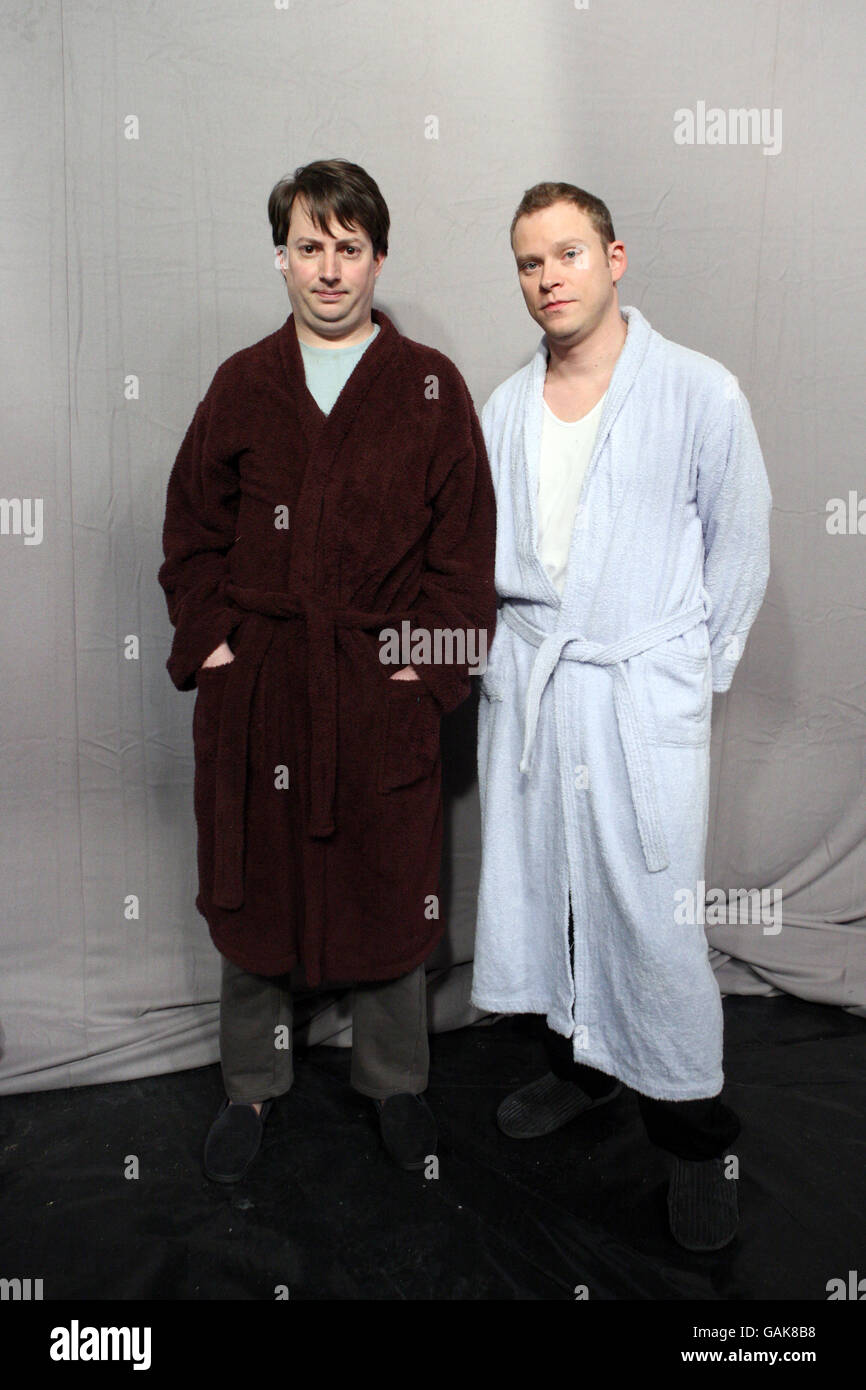 David Mitchell and Robert Webb on set in North London filming the new series of Peep Show Stock ...