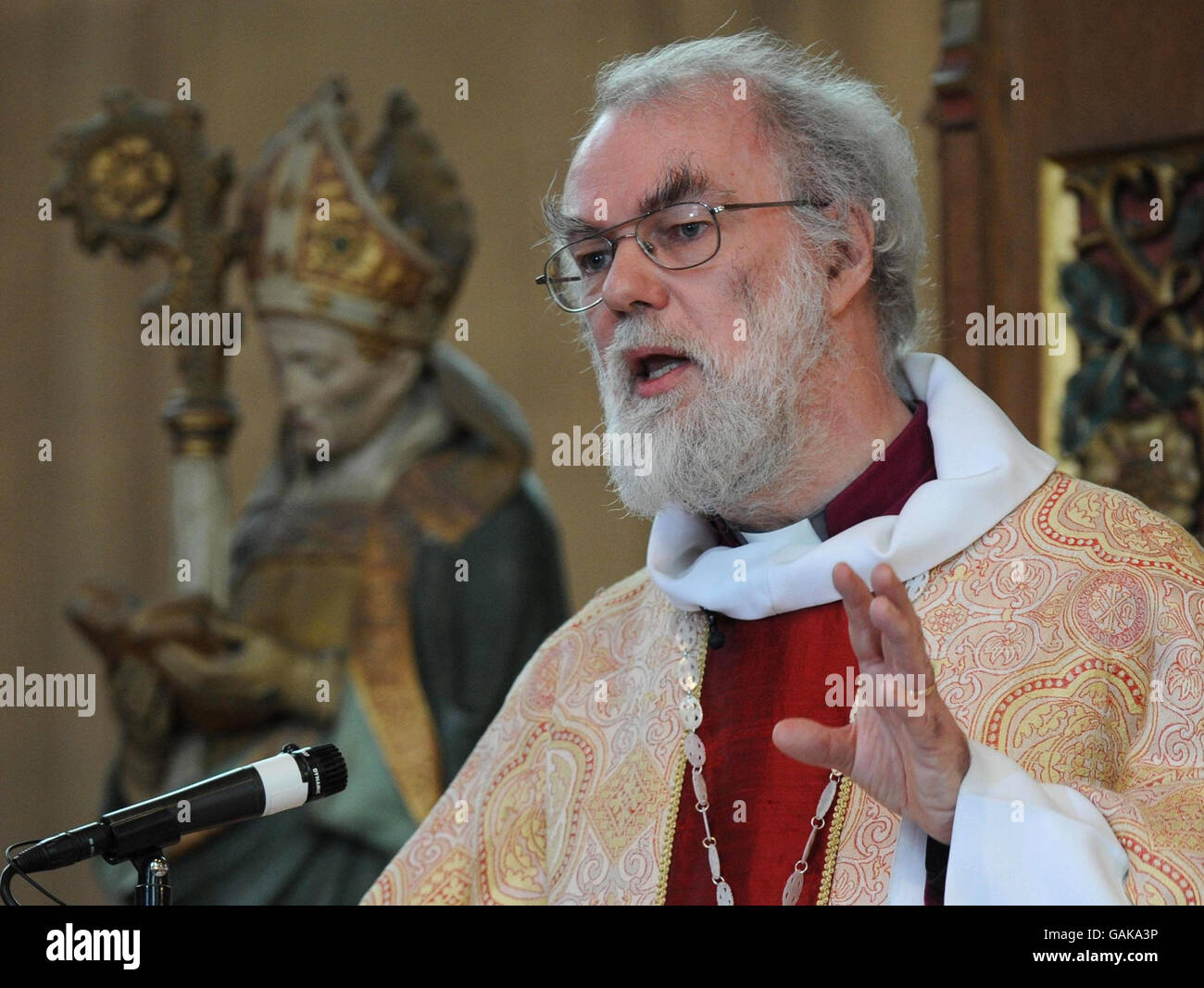 The Archbishop of Canterbury Dr. Rowan Williams during his Easter ...
