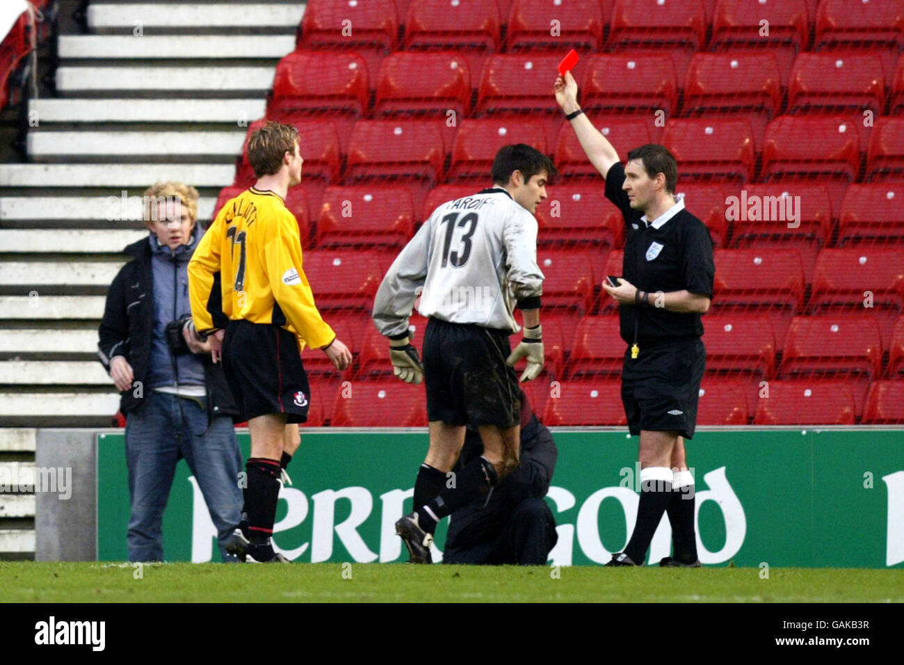 Referee mike ryan hi-res stock photography and images - Alamy