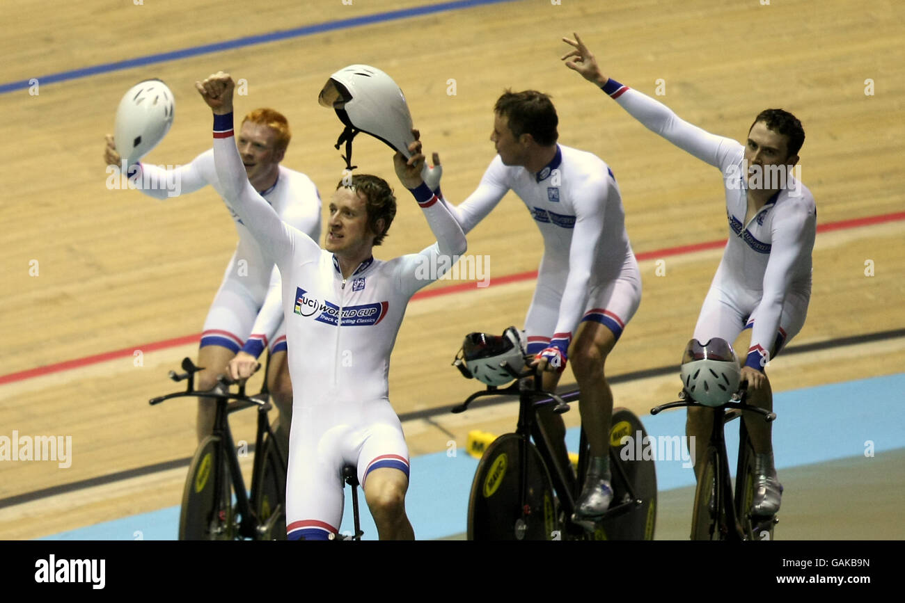Great Britain's Bradley Wiggins leads the celebration's with his ...
