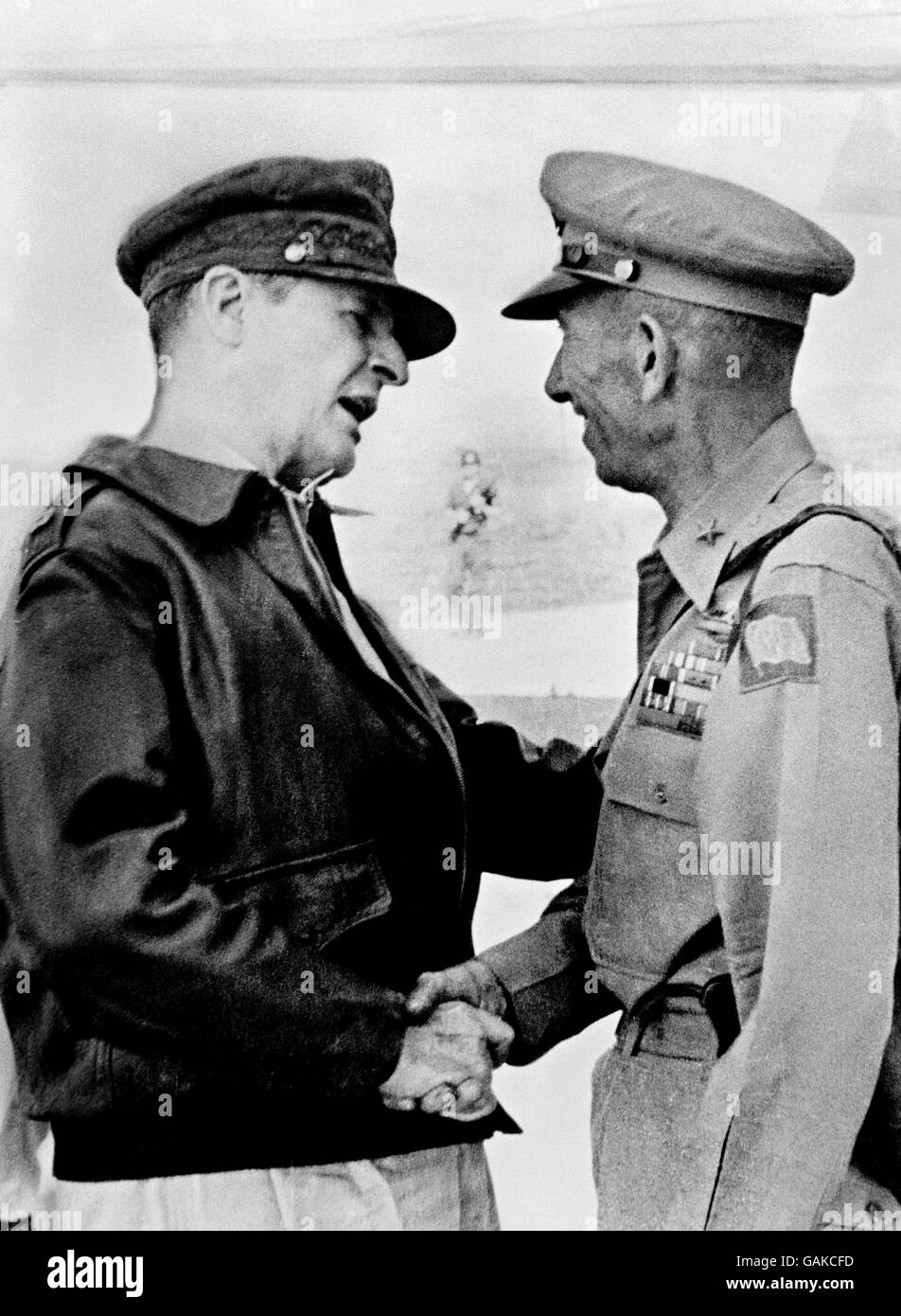 General douglas macarthur korea hi-res stock photography and images - Alamy