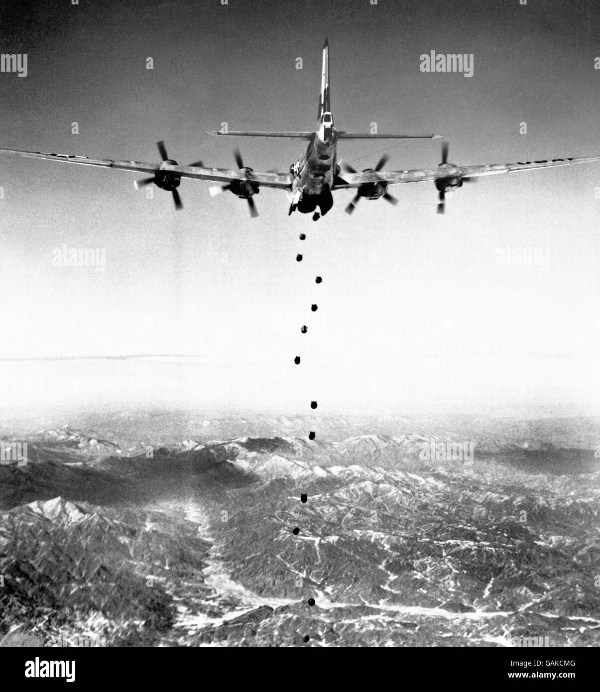 Heavy cargo plane hi-res stock photography and images - Alamy