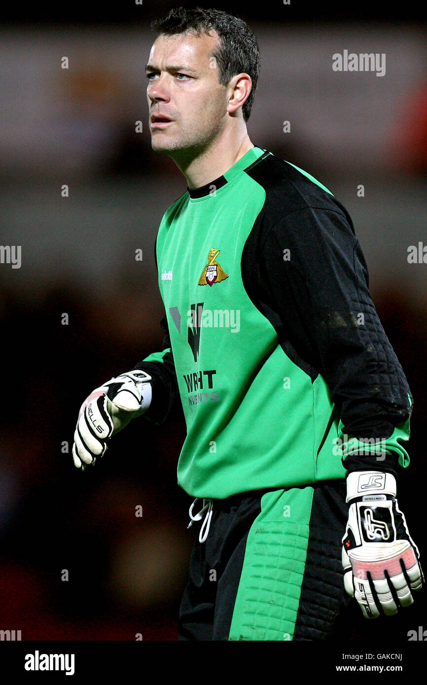 Doncaster rovers goalkeeper neil sullivan hi-res stock photography and ...