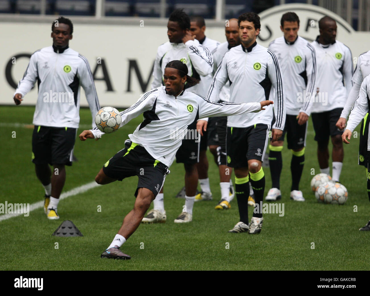 Chelsea's Didier Drogba practices his shooting skills Stock Photo - Alamy