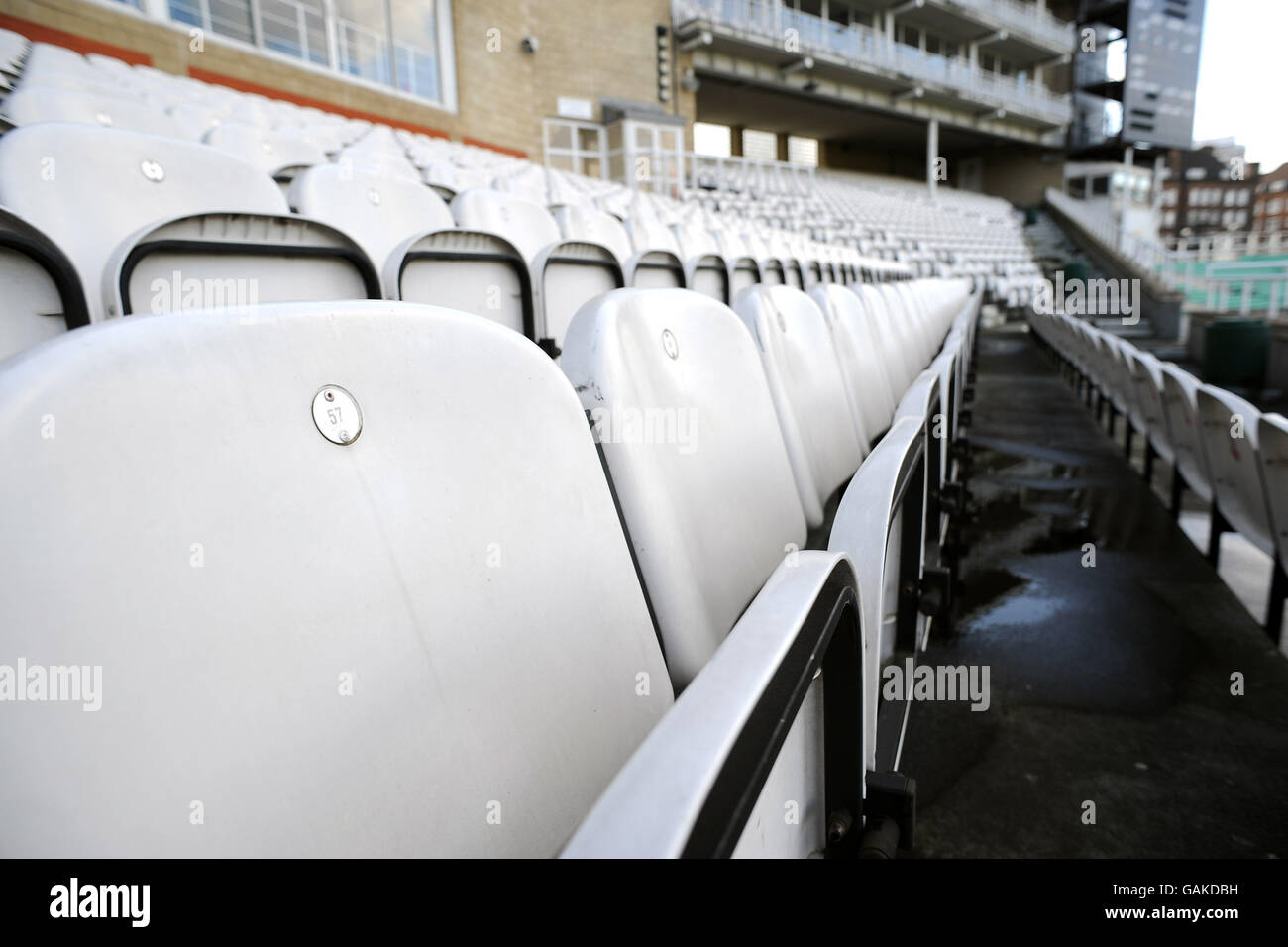 Cricket gv general view seats seating hi-res stock photography and ...