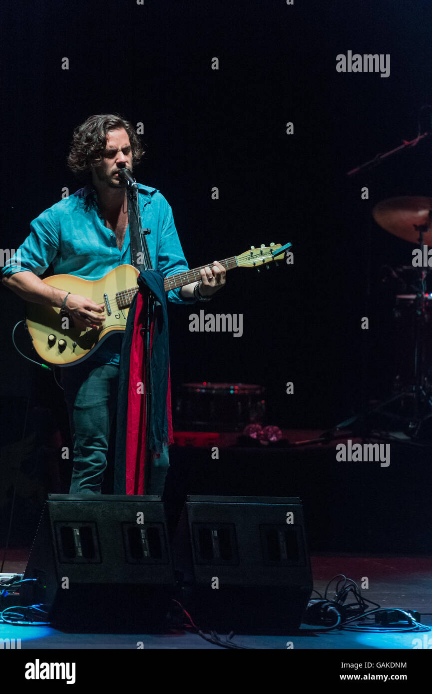 Della lind hi-res stock photography and images - Alamy