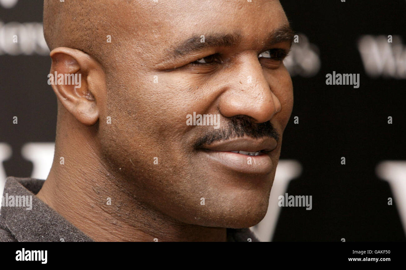 Showbiz holyfield hi-res stock photography and images - Alamy