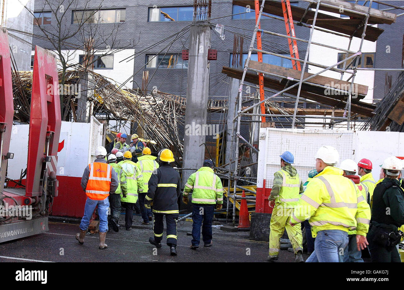 Scaffolding Collapse Stock Photos & Scaffolding Collapse Stock Images ...
