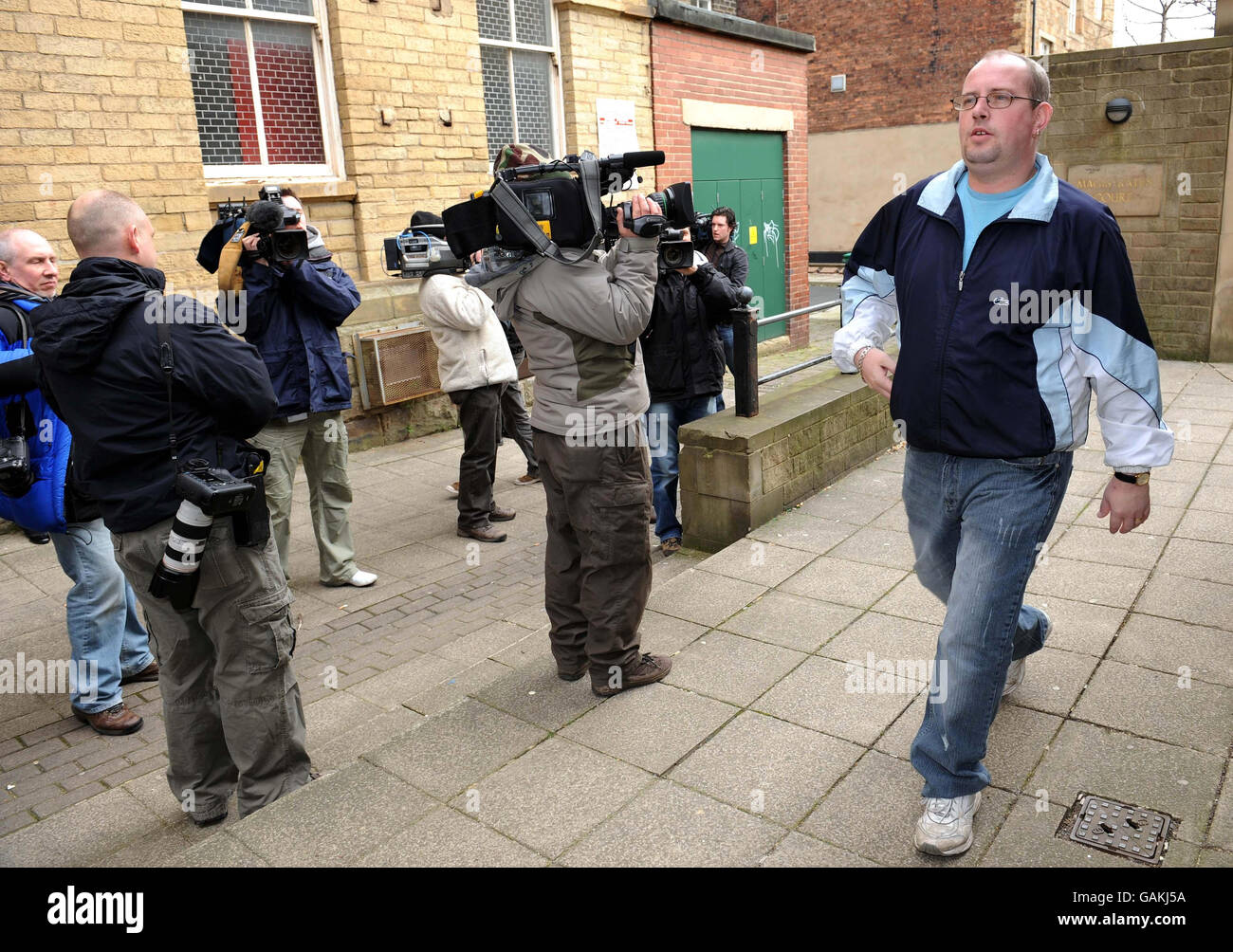 Neil Hyett, the uncle of Shannon Matthews leaves Dewsbury Magistrates ...
