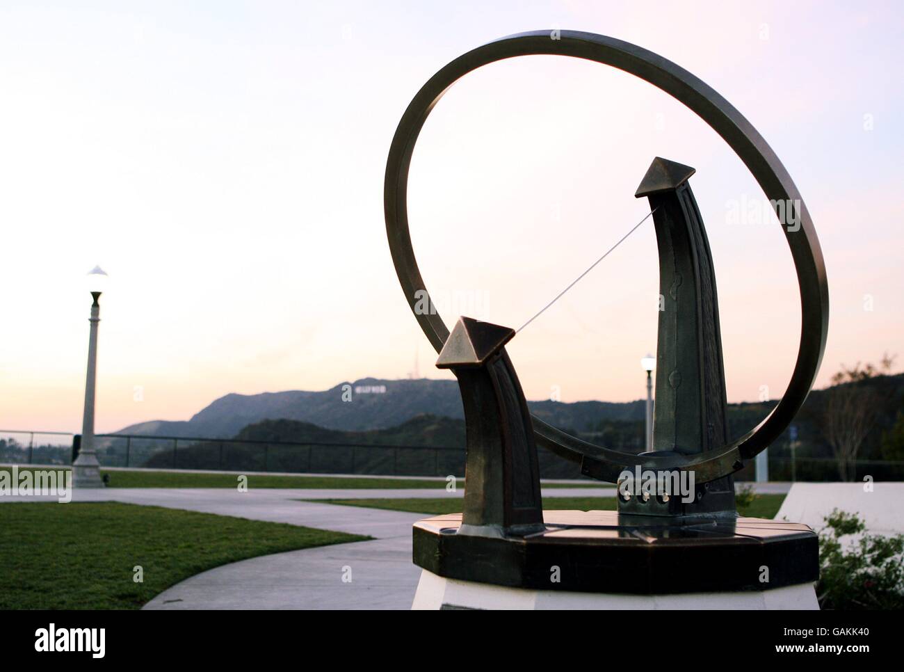 Sundial griffith observatory in los angeles hi-res stock photography ...
