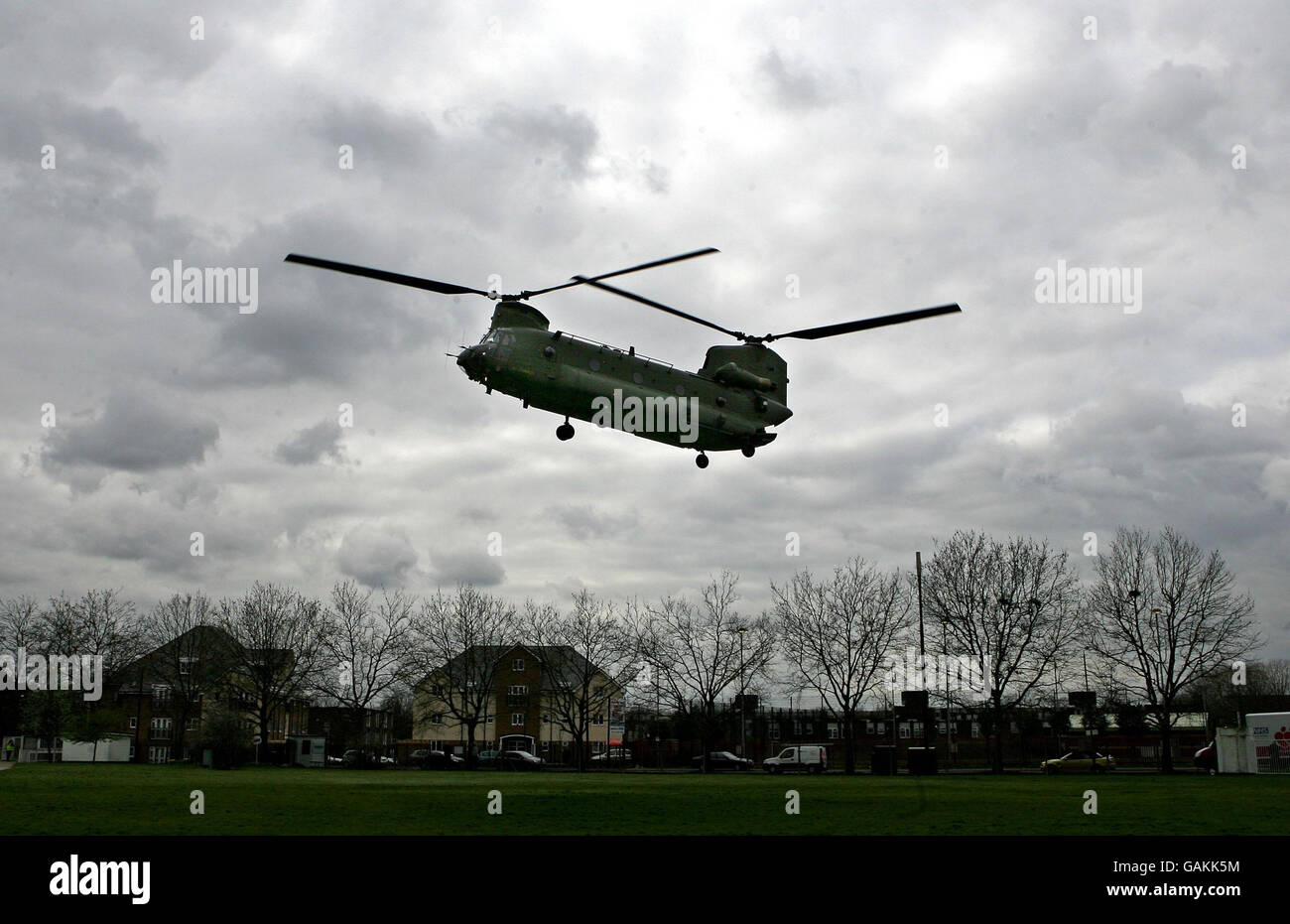 Chinook helicopter bravo november arrives at the raf museum in hi-res ...