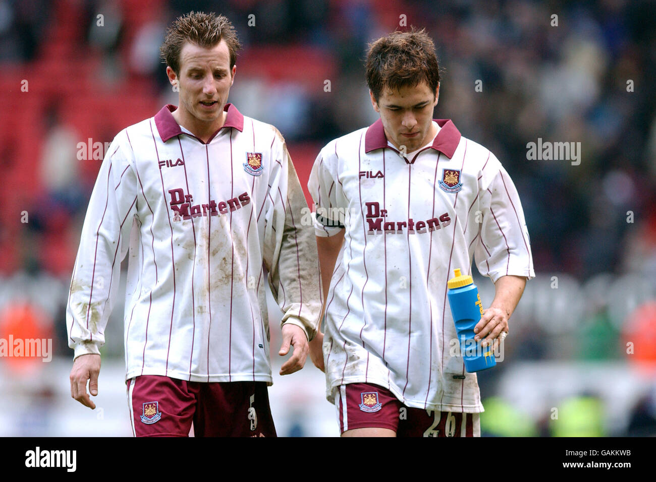 Soccer - AXA FA Cup - Fourth Round - Manchester United v West Ham ...