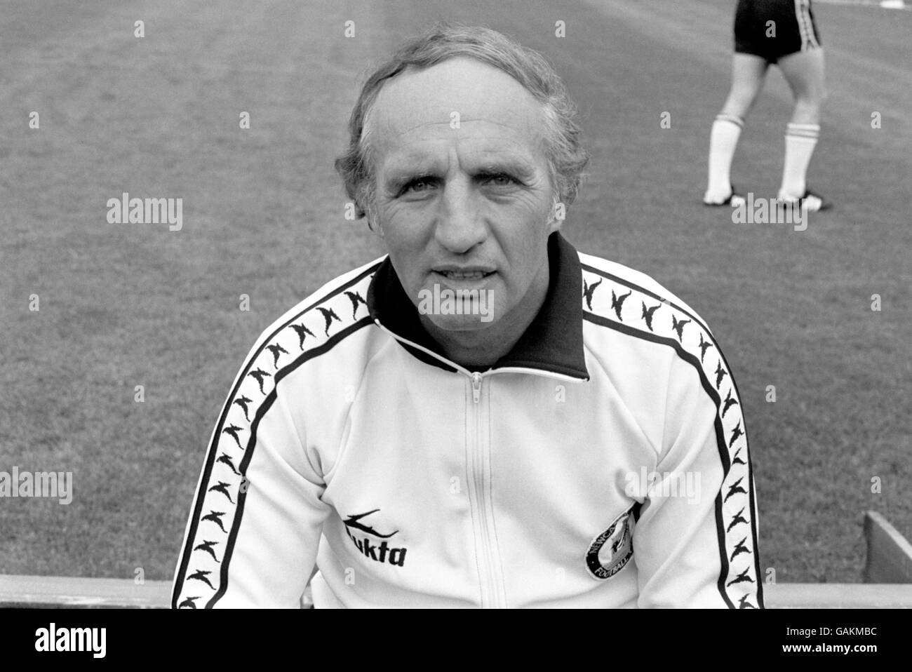 Bill mcgarry manager Black and White Stock Photos & Images - Alamy