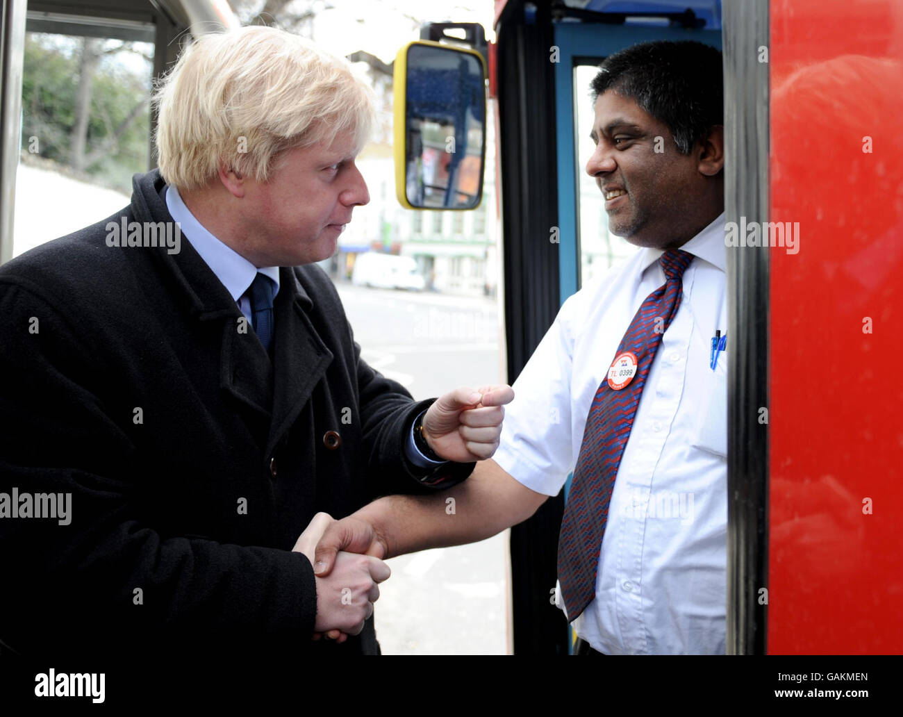Boris johnson bus driver hi-res stock photography and images - Alamy