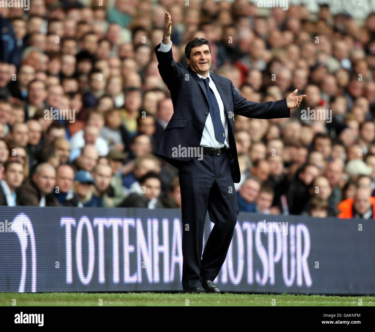 Tottenham lane hi-res stock photography and images - Alamy