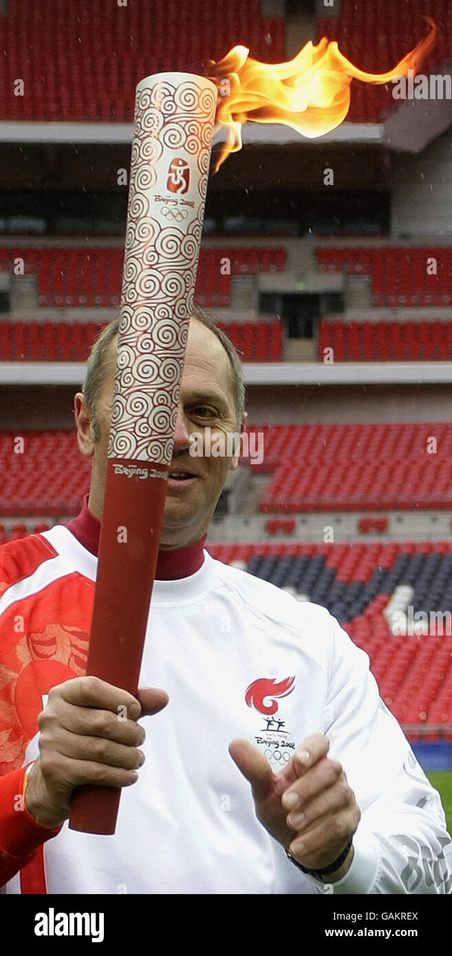 Beijing Olympics Torch Relay - London Stock Photo - Alamy