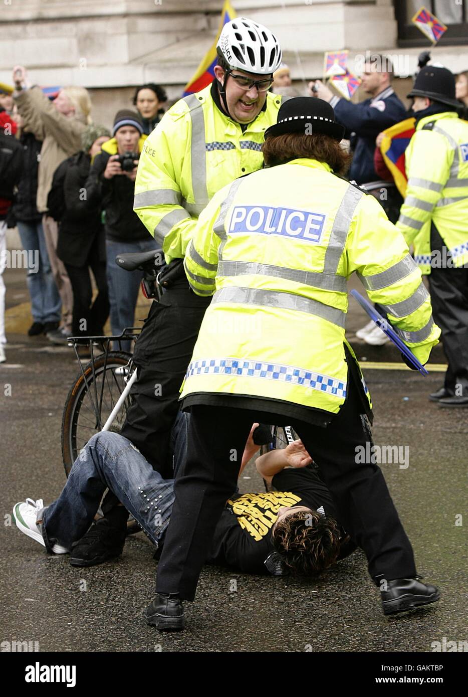 Beijing Olympics Torch Relay - London Stock Photo - Alamy