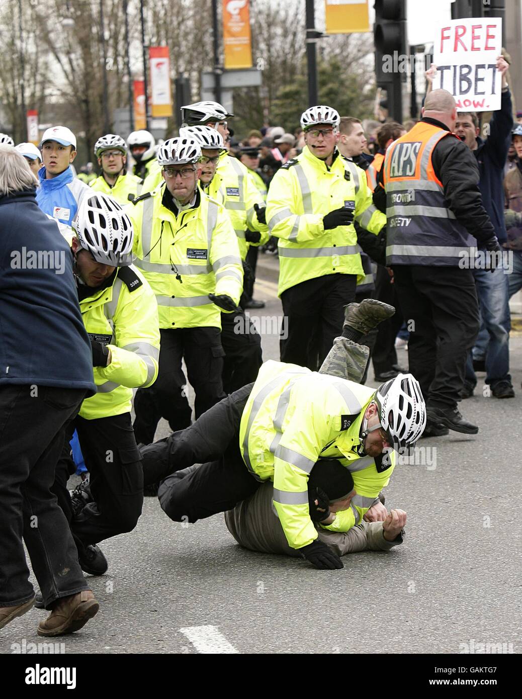 Beijing Olympics Torch Relay - London Stock Photo - Alamy