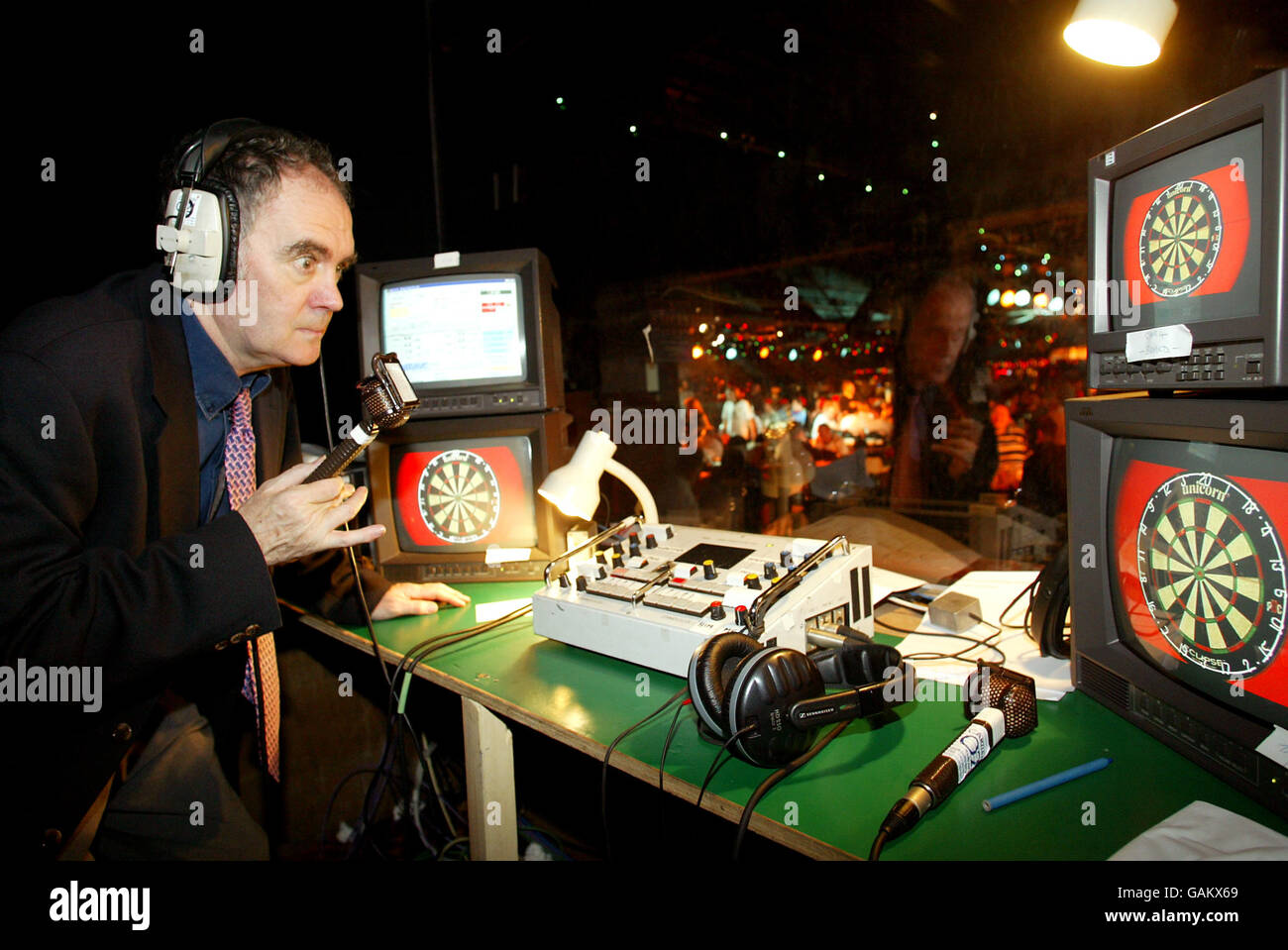 World Darts commentator Sid Waddell during the game between Colin Lloyd ...