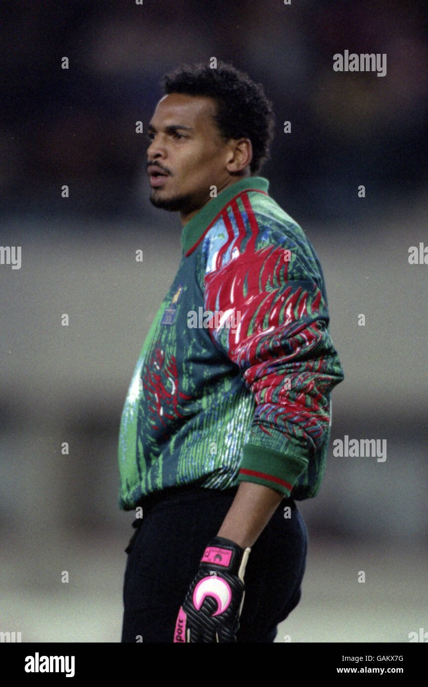 Bernard lama hi-res stock photography and images - Alamy