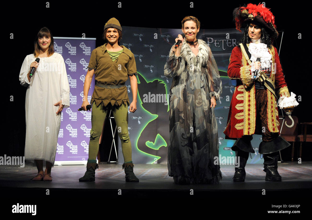 The cast of the Spanish production of Peter Pan (from left to right ...