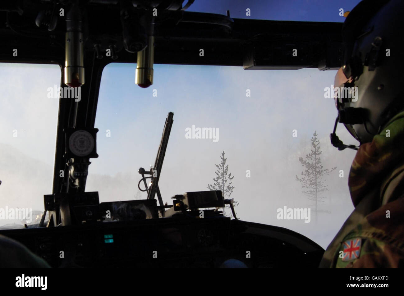 A Lynx helicopter from Commando Helicopter Force, 847 Naval Helicopter ...