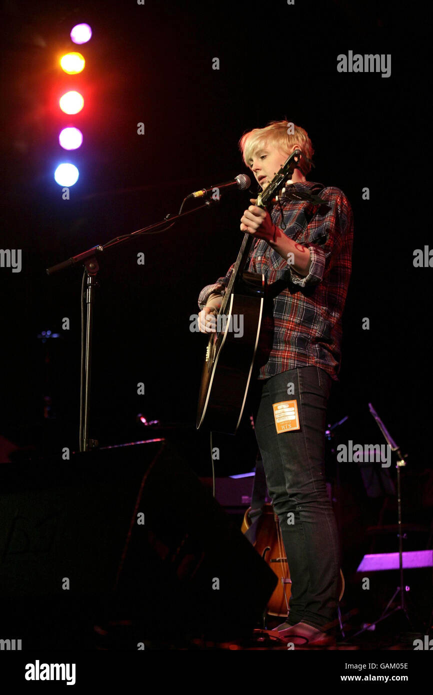 Laura marling london gig hi-res stock photography and images - Alamy