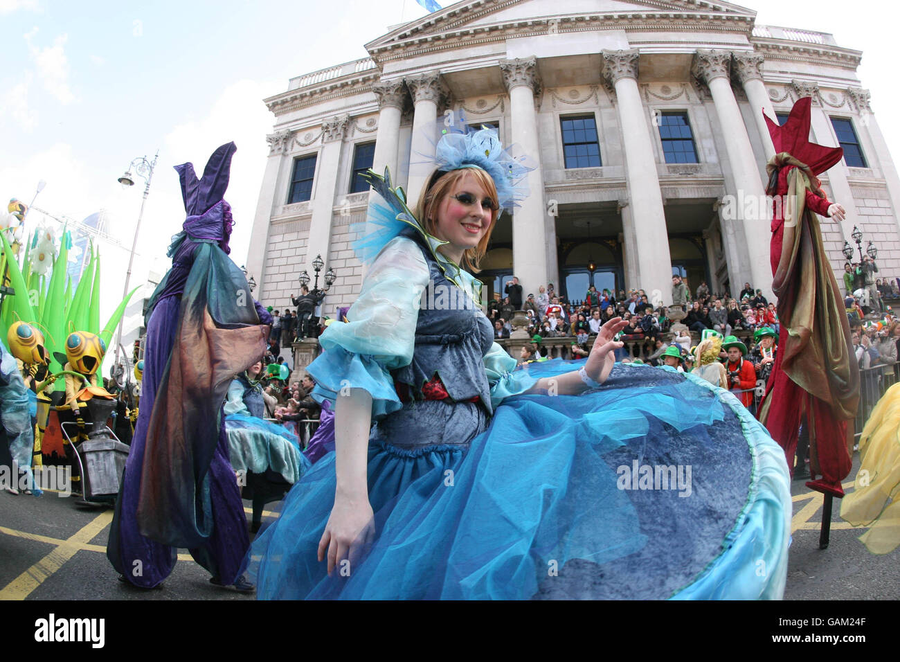 Thousands gather in Dublin city centre for the annual St. Patricks Day ...