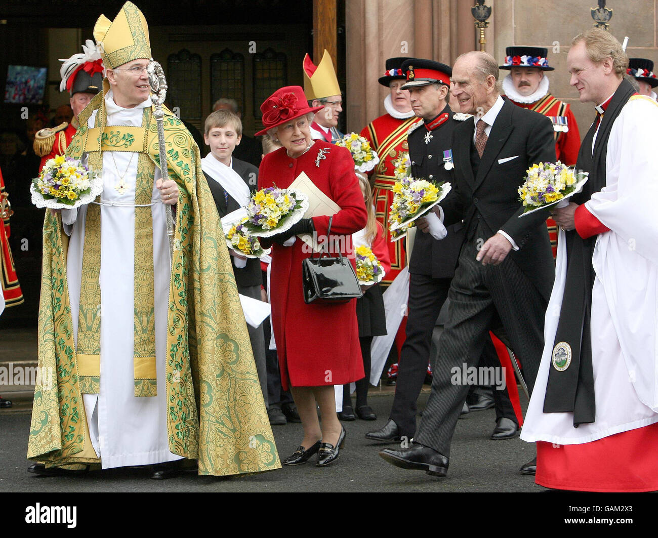 Queen Elizabeth II visits Northern Ireland Stock Photo - Alamy