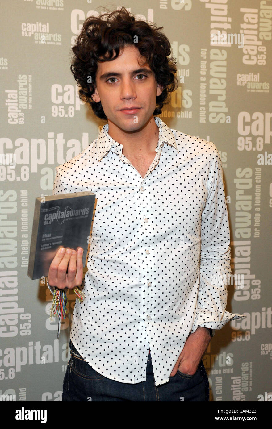 Mika wins London's Favourite UK Album Award at the 2008 Capital Awards ...