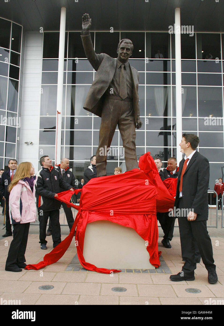Ted Bates statue Stock Photo - Alamy