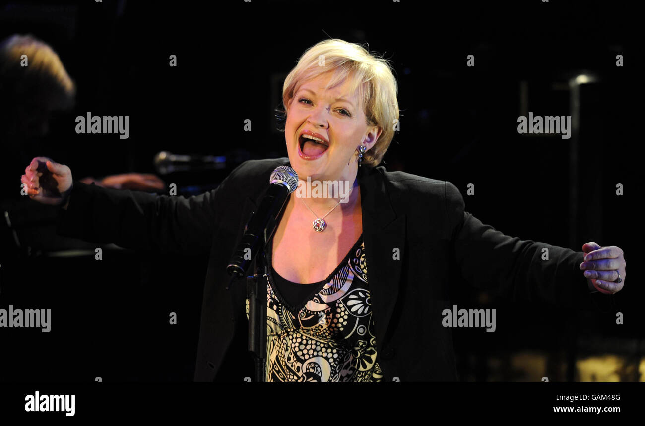 Maria Friedman Photocall - London Stock Photo - Alamy