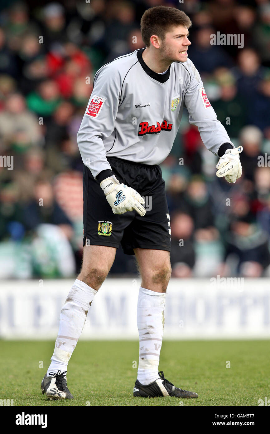 Yeovil town goalkeeper scott flinders hi-res stock photography and ...